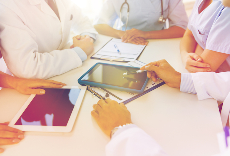 Multidisciplinair overleg rond rugklachten: is de huisarts er klaar ...